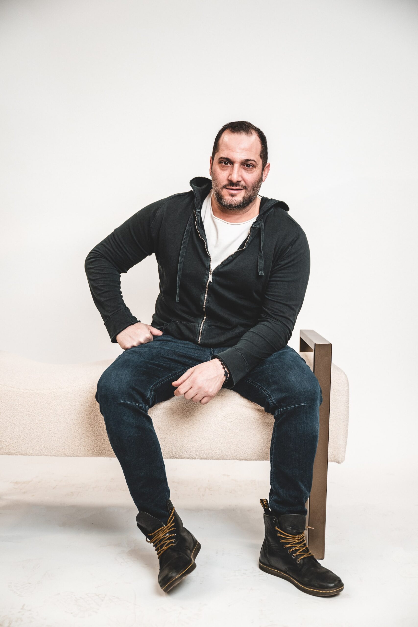 Meet Yianni Kefalianos - Yanni Custom